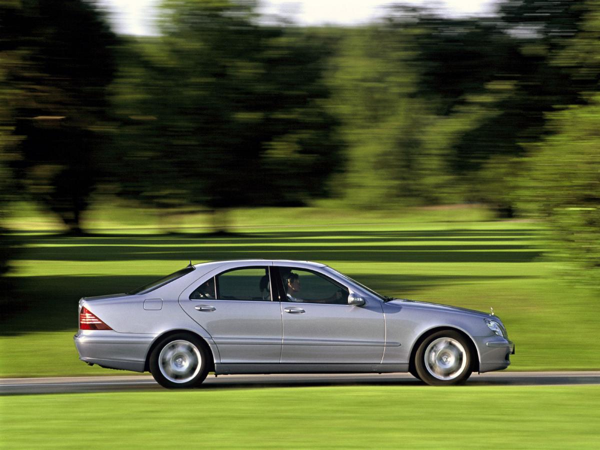 Mercedes-Benz S-class (W220) S 500 4MATIC (306 Hp)